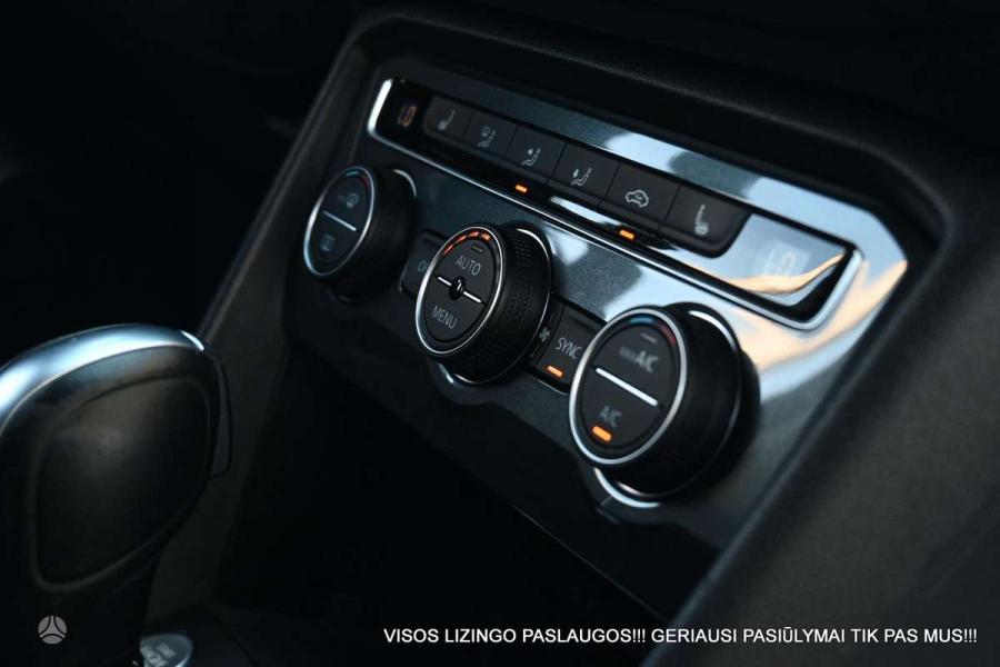 Black Volkswagen Tiguan 2021 in Kretinga, with an engine capacity of 1.98 L and mileage of 212 thousand km for 17499 €, photo 27 on AUTOMOTO.COM.LV