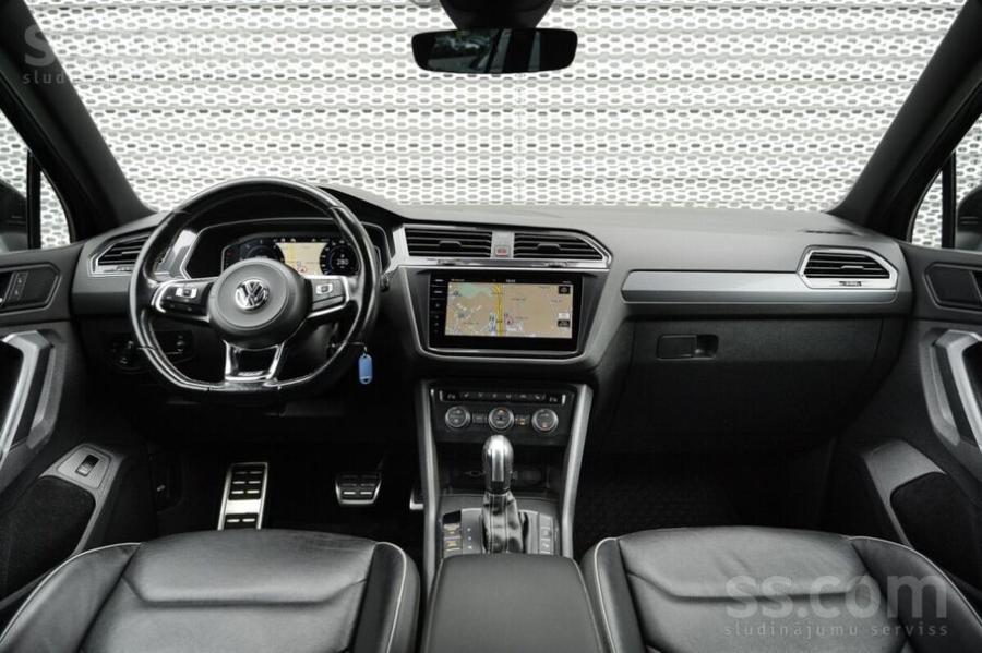 Melns Volkswagen Tiguan 2021 Rīga, ar dzinēja tilpumu 2.00 L un nobraukumu 176 tūkst. km par 22250 €, foto 7 vietnē AUTOMOTO.COM.LV