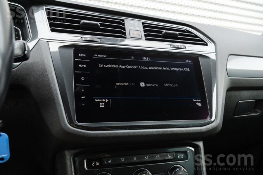 Melns Volkswagen Tiguan 2021 Rīga, ar dzinēja tilpumu 2.00 L un nobraukumu 176 tūkst. km par 22250 €, foto 19 vietnē AUTOMOTO.COM.LV