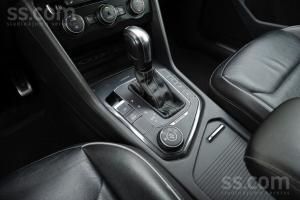 Melns Volkswagen Tiguan 2021 Rīga, ar dzinēja tilpumu 2.00 L un nobraukumu 176 tūkst. km par 22250 €, foto 28 vietnē AUTOMOTO.COM.LV
