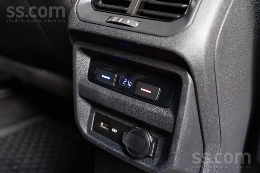 Melns Volkswagen Tiguan 2021 Rīga, ar dzinēja tilpumu 2.00 L un nobraukumu 176 tūkst. km par 22250 €, foto 31 vietnē AUTOMOTO.COM.LV