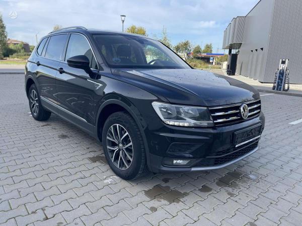 Melns Volkswagen Tiguan 2021 Kauņa, ar dzinēja tilpumu 1.97 L un nobraukumu 237 tūkst. km par 13650 €, foto 6 vietnē AUTOMOTO.COM.LV