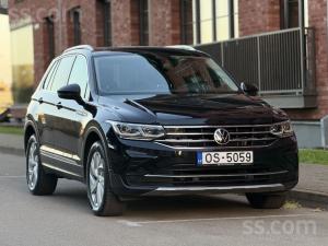 Melns Volkswagen Tiguan 2021 Rīga, ar dzinēja tilpumu 2.00 L un nobraukumu 198 tūkst. km par 21500 €, foto 4 vietnē AUTOMOTO.COM.LV