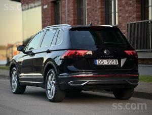 Melns Volkswagen Tiguan 2021 Rīga, ar dzinēja tilpumu 2.00 L un nobraukumu 198 tūkst. km par 21500 €, foto 5 vietnē AUTOMOTO.COM.LV