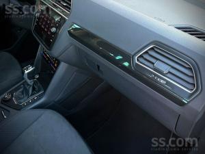 Melns Volkswagen Tiguan 2021 Rīga, ar dzinēja tilpumu 2.00 L un nobraukumu 198 tūkst. km par 21500 €, foto 15 vietnē AUTOMOTO.COM.LV