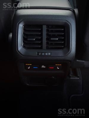 Melns Volkswagen Tiguan 2021 Rīga, ar dzinēja tilpumu 2.00 L un nobraukumu 198 tūkst. km par 21500 €, foto 25 vietnē AUTOMOTO.COM.LV