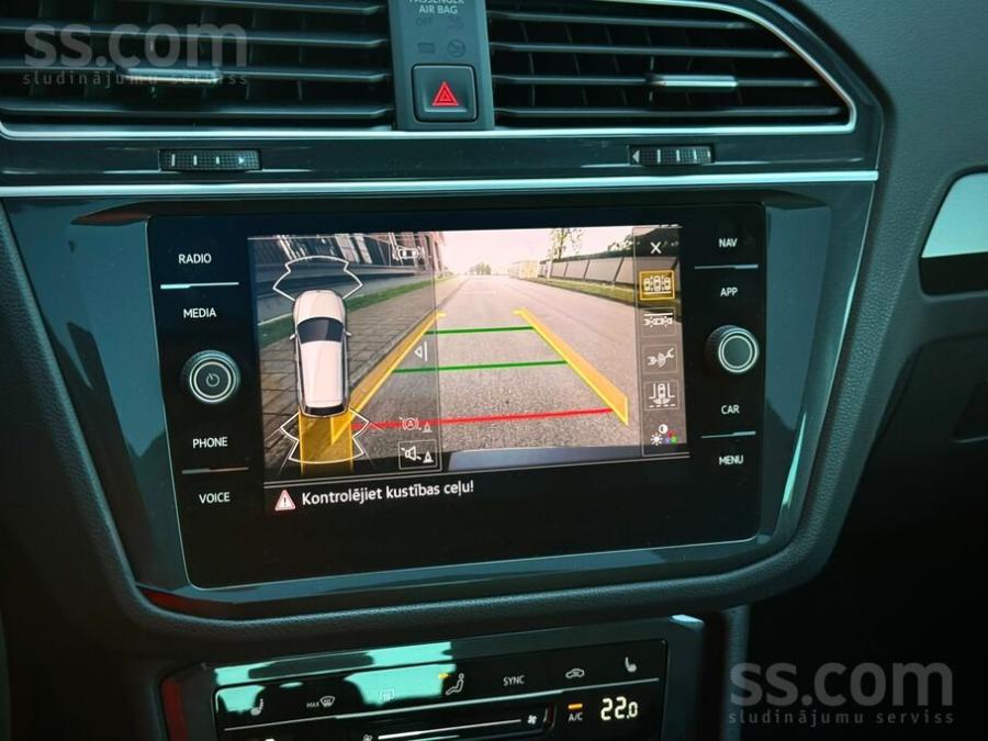 Melns Volkswagen Tiguan 2021 Rīga, ar dzinēja tilpumu 2.00 L un nobraukumu 198 tūkst. km par 21500 €, foto 31 vietnē AUTOMOTO.COM.LV