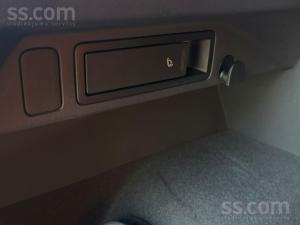 Melns Volkswagen Tiguan 2021 Rīga, ar dzinēja tilpumu 2.00 L un nobraukumu 198 tūkst. km par 21500 €, foto 36 vietnē AUTOMOTO.COM.LV