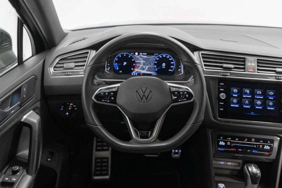 Melns Volkswagen Tiguan 2022 Viļņa, ar dzinēja tilpumu 1.50 L un nobraukumu 73 tūkst. km par 25900 €, foto 11 vietnē AUTOMOTO.COM.LV