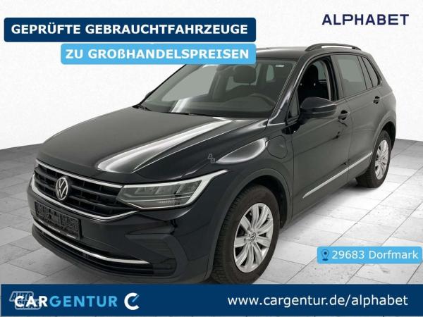 Melns Volkswagen Tiguan 2022 Kauņa, ar dzinēja tilpumu 1.40 L un nobraukumu 72 tūkst. km par 27762 €, foto 1 vietnē AUTOMOTO.COM.LV