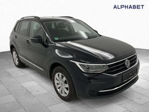 Black Volkswagen Tiguan 2022 in Kaunas, with an engine capacity of 1.40 L and mileage of 72 thousand km for 27762 €, photo 6 on AUTOMOTO.COM.LV