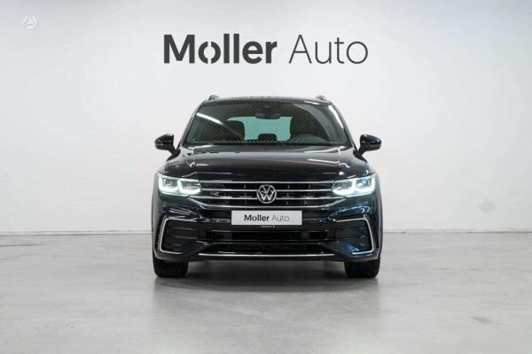 Melns Volkswagen Tiguan 2022 Viļņa, ar dzinēja tilpumu 1.50 L un nobraukumu 81 tūkst. km par 27350 €, foto 5 vietnē AUTOMOTO.COM.LV