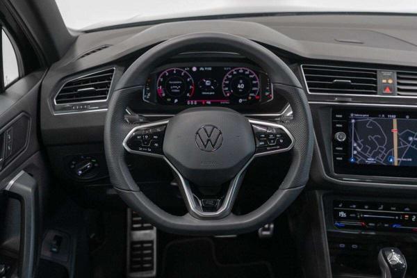 Melns Volkswagen Tiguan 2022 Viļņa, ar dzinēja tilpumu 1.50 L un nobraukumu 81 tūkst. km par 27350 €, foto 10 vietnē AUTOMOTO.COM.LV