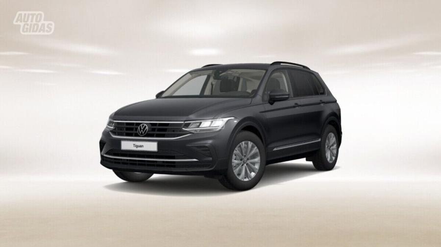 Black Volkswagen Tiguan 2022 in Vilnius, with an engine capacity of 1.50 L and mileage of 116 thousand km for 20650 €, photo 1 on AUTOMOTO.COM.LV