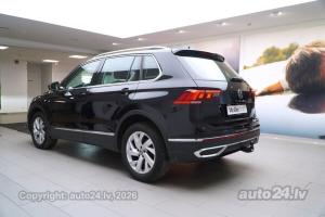 Melns Volkswagen Tiguan 2022 Tallina, ar dzinēja tilpumu 1.40 L un nobraukumu 40 tūkst. km par 30400 €, foto 4 vietnē AUTOMOTO.COM.LV