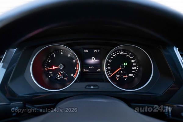 Melns Volkswagen Tiguan 2022 Tallina, ar dzinēja tilpumu 1.50 L un nobraukumu 59 tūkst. km par 23990 €, foto 11 vietnē AUTOMOTO.COM.LV