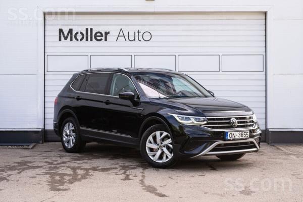 Melns Volkswagen Tiguan 2022 Rīga, ar dzinēja tilpumu 1.50 L un nobraukumu 93 tūkst. km par 26450 €, foto 2 vietnē AUTOMOTO.COM.LV