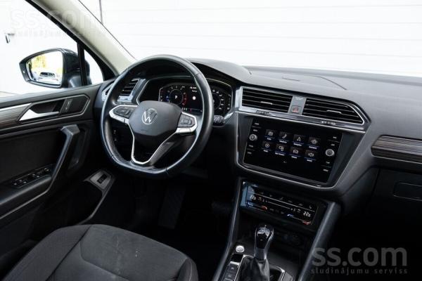 Melns Volkswagen Tiguan 2022 Rīga, ar dzinēja tilpumu 1.50 L un nobraukumu 93 tūkst. km par 26450 €, foto 9 vietnē AUTOMOTO.COM.LV