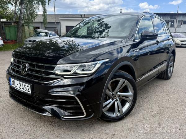 Black Volkswagen Tiguan 2022 in Riga, with an engine capacity of 2.00 L and mileage of 0 thousand km for 35900 €, photo 1 on AUTOMOTO.COM.LV