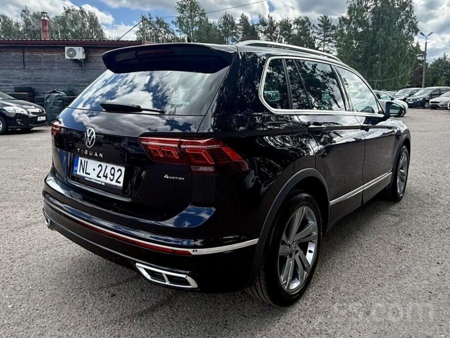 Melns Volkswagen Tiguan 2022 Rīga, ar dzinēja tilpumu 2.00 L un nobraukumu 0 tūkst. km par 35900 €, foto 12 vietnē AUTOMOTO.COM.LV