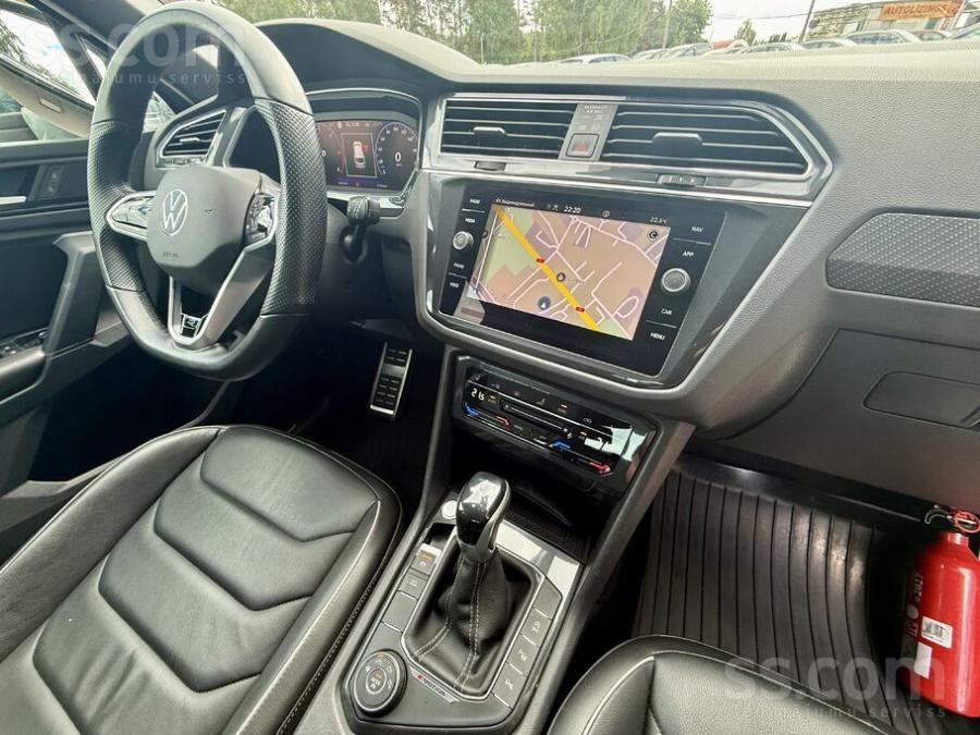 Melns Volkswagen Tiguan 2022 Rīga, ar dzinēja tilpumu 2.00 L un nobraukumu 0 tūkst. km par 35900 €, foto 13 vietnē AUTOMOTO.COM.LV