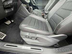 Melns Volkswagen Tiguan 2022 Rīga, ar dzinēja tilpumu 2.00 L un nobraukumu 0 tūkst. km par 35900 €, foto 20 vietnē AUTOMOTO.COM.LV