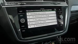 Black Volkswagen Tiguan 2022 in Riga, with an engine capacity of 1.50 L and mileage of 154 thousand km for 25450 €, photo 23 on AUTOMOTO.COM.LV