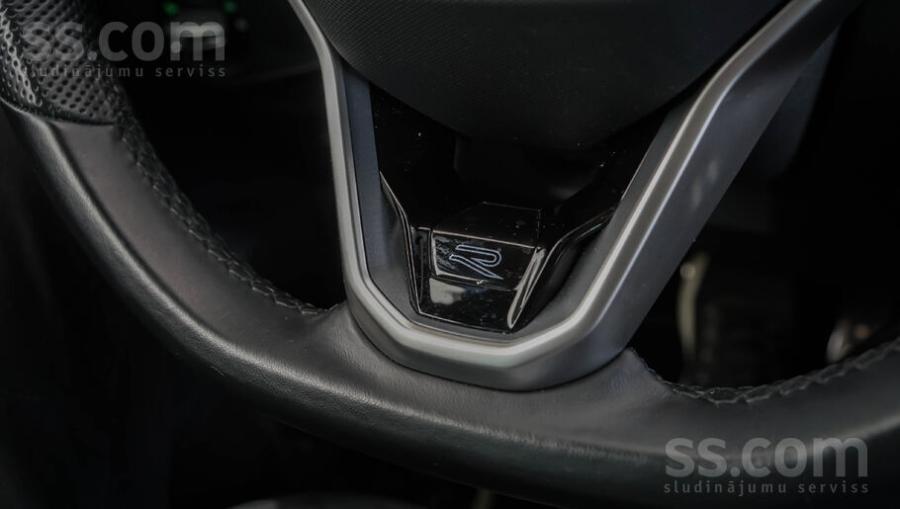 Black Volkswagen Tiguan 2022 in Riga, with an engine capacity of 1.50 L and mileage of 154 thousand km for 25450 €, photo 27 on AUTOMOTO.COM.LV