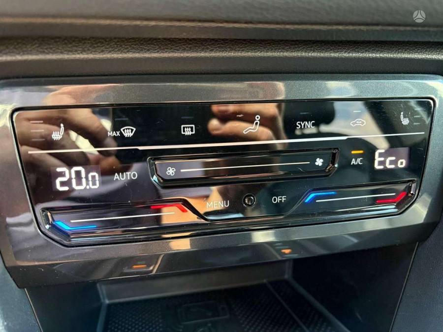 Black Volkswagen Tiguan 2022 in Vilnius, with an engine capacity of 1.40 L and mileage of 199 thousand km for 17700 €, photo 26 on AUTOMOTO.COM.LV