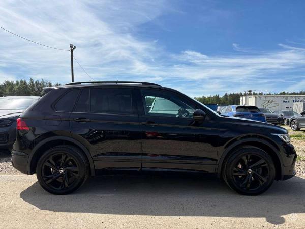 Melns Volkswagen Tiguan 2022 Viļņa, ar dzinēja tilpumu 1.40 L un nobraukumu 197 tūkst. km par 19300 €, foto 6 vietnē AUTOMOTO.COM.LV