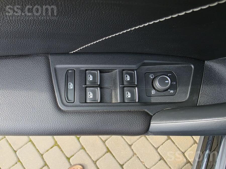 Black Volkswagen Tiguan 2022 in Riga, with an engine capacity of 1.40 L and mileage of 77 thousand km for 27950 €, photo 14 on AUTOMOTO.COM.LV