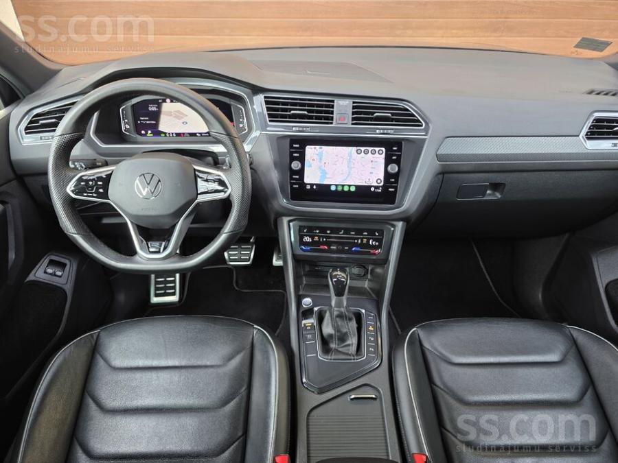 Black Volkswagen Tiguan 2022 in Riga, with an engine capacity of 1.40 L and mileage of 77 thousand km for 27950 €, photo 20 on AUTOMOTO.COM.LV