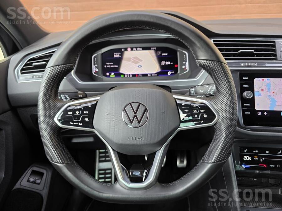 Black Volkswagen Tiguan 2022 in Riga, with an engine capacity of 1.40 L and mileage of 77 thousand km for 27950 €, photo 31 on AUTOMOTO.COM.LV