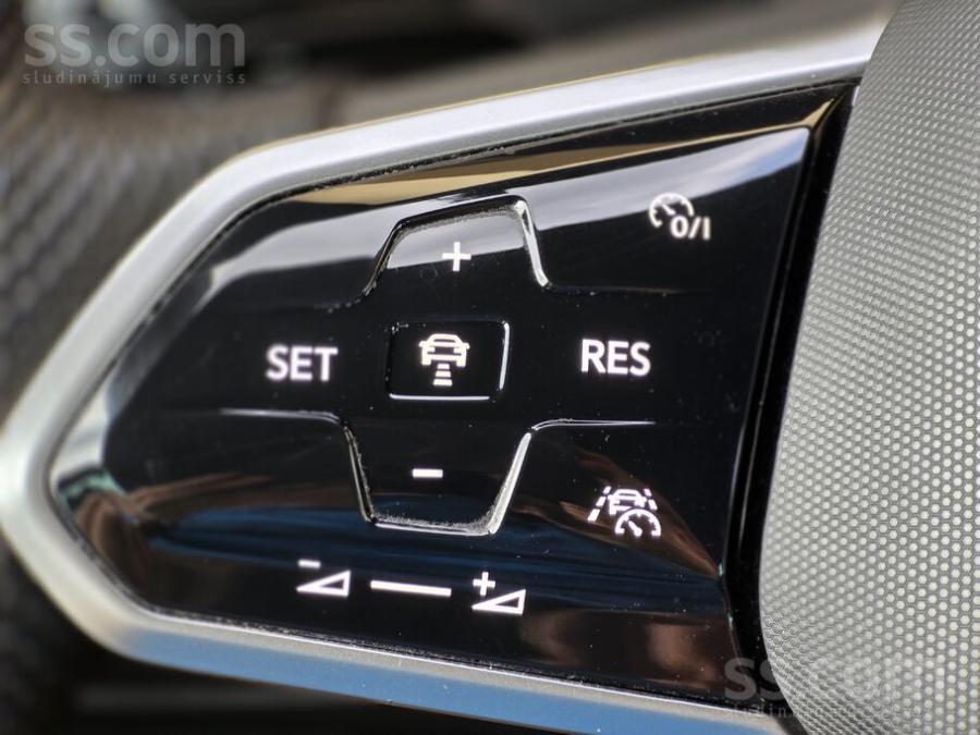 Black Volkswagen Tiguan 2022 in Riga, with an engine capacity of 1.40 L and mileage of 77 thousand km for 27950 €, photo 32 on AUTOMOTO.COM.LV