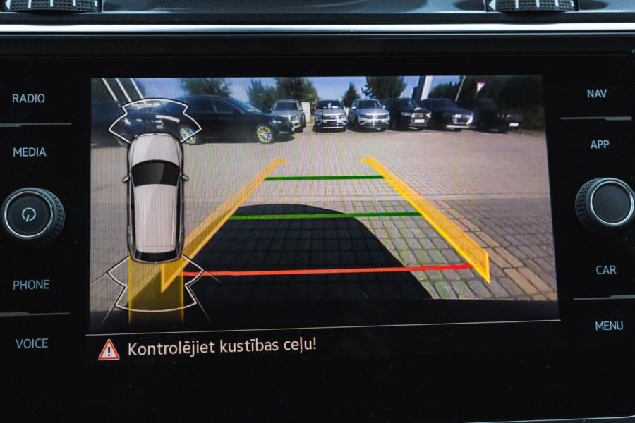 Melns Volkswagen Tiguan 2022 Ventspils, ar dzinēja tilpumu 1.40 L un nobraukumu 112 tūkst. km par 26450 €, foto 25 vietnē AUTOMOTO.COM.LV