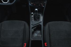 Melns Volkswagen Tiguan 2022 Ventspils, ar dzinēja tilpumu 1.40 L un nobraukumu 112 tūkst. km par 26450 €, foto 29 vietnē AUTOMOTO.COM.LV