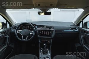 Melns Volkswagen Tiguan 2022 Ventspils, ar dzinēja tilpumu 1.40 L un nobraukumu 112 tūkst. km par 26450 €, foto 17 vietnē AUTOMOTO.COM.LV