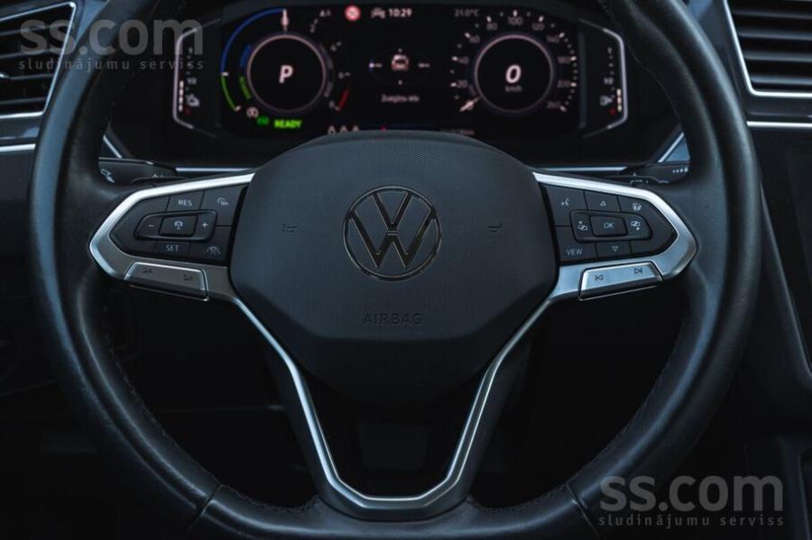 Melns Volkswagen Tiguan 2022 Ventspils, ar dzinēja tilpumu 1.40 L un nobraukumu 112 tūkst. km par 26450 €, foto 18 vietnē AUTOMOTO.COM.LV