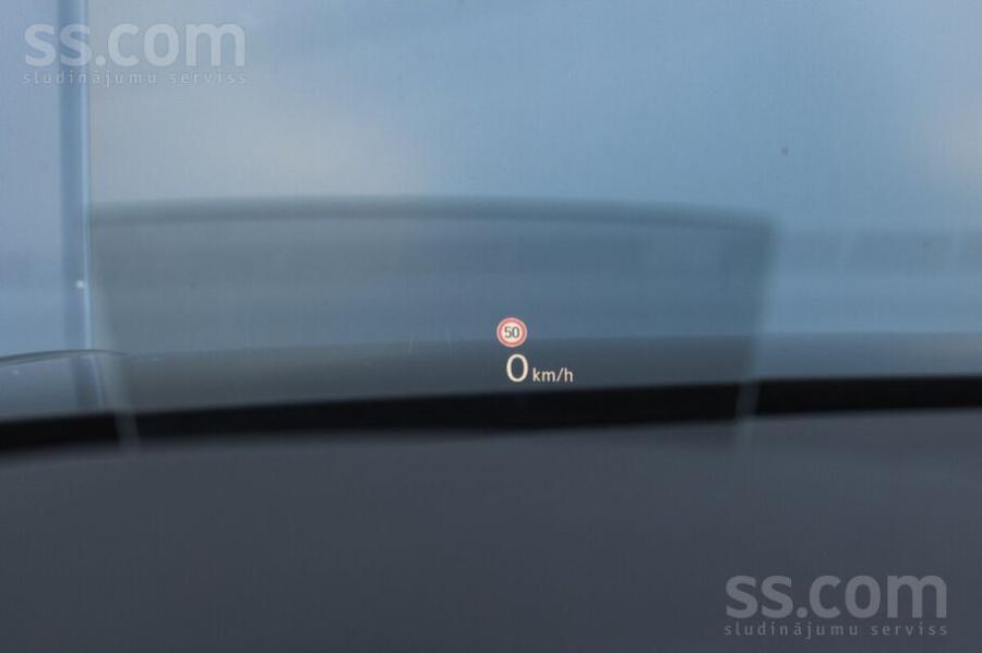 Melns Volkswagen Tiguan 2022 Ventspils, ar dzinēja tilpumu 1.40 L un nobraukumu 112 tūkst. km par 26450 €, foto 24 vietnē AUTOMOTO.COM.LV