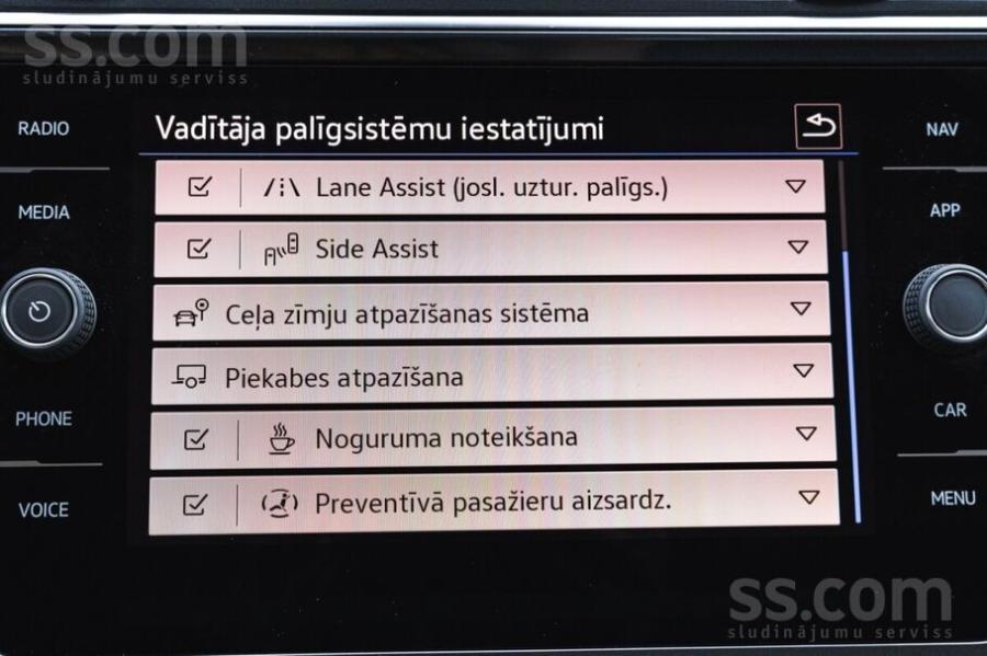 Melns Volkswagen Tiguan 2022 Ventspils, ar dzinēja tilpumu 1.40 L un nobraukumu 112 tūkst. km par 26450 €, foto 28 vietnē AUTOMOTO.COM.LV