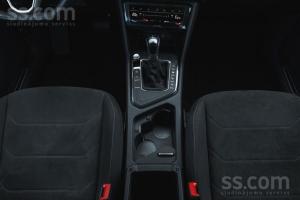 Melns Volkswagen Tiguan 2022 Ventspils, ar dzinēja tilpumu 1.40 L un nobraukumu 112 tūkst. km par 26450 €, foto 29 vietnē AUTOMOTO.COM.LV