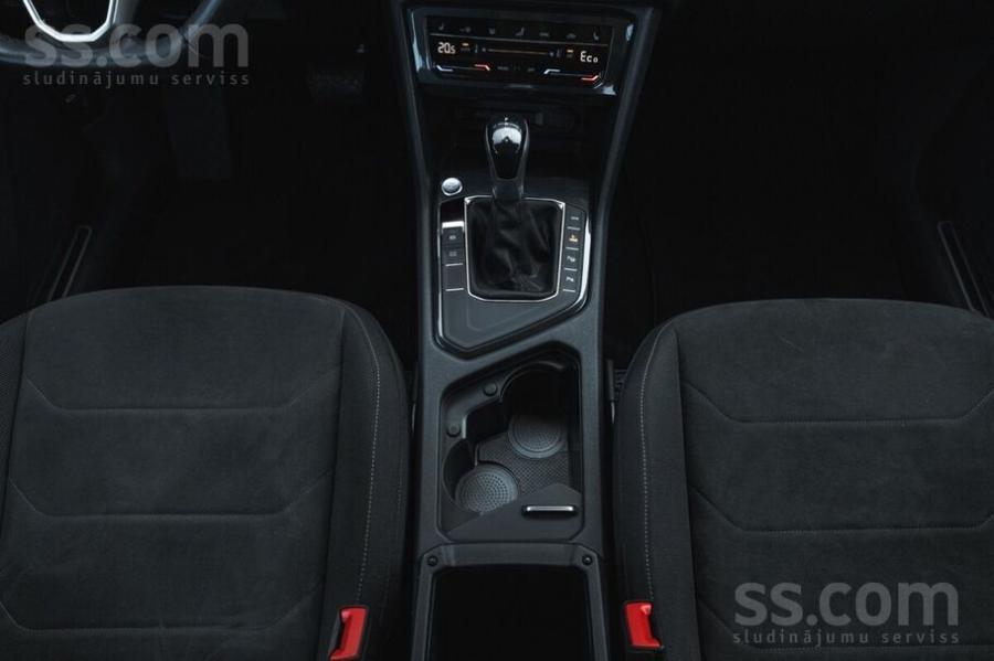 Melns Volkswagen Tiguan 2022 Ventspils, ar dzinēja tilpumu 1.40 L un nobraukumu 112 tūkst. km par 26450 €, foto 29 vietnē AUTOMOTO.COM.LV