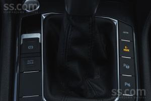 Melns Volkswagen Tiguan 2022 Ventspils, ar dzinēja tilpumu 1.40 L un nobraukumu 112 tūkst. km par 26450 €, foto 31 vietnē AUTOMOTO.COM.LV