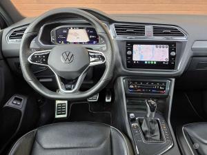 Black Volkswagen Tiguan 2022 in Riga, with an engine capacity of 1.40 L and mileage of 77 thousand km for 27950 €, photo 23 on AUTOMOTO.COM.LV