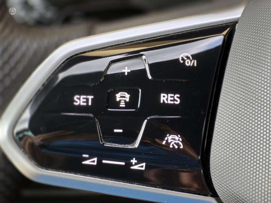 Black Volkswagen Tiguan 2022 in Riga, with an engine capacity of 1.40 L and mileage of 77 thousand km for 27950 €, photo 36 on AUTOMOTO.COM.LV