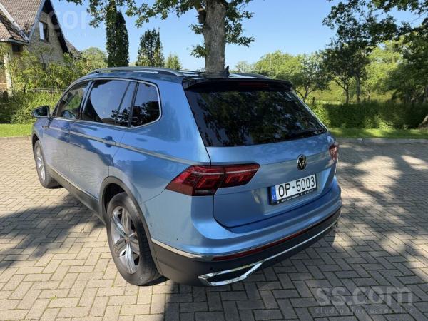 Melns Volkswagen Tiguan 2022 Valmiera, ar dzinēja tilpumu 2.00 L un nobraukumu 82 tūkst. km par 26600 €, foto 7 vietnē AUTOMOTO.COM.LV
