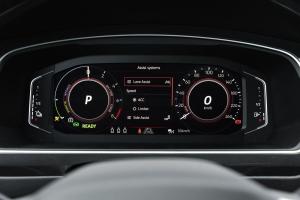 Black Volkswagen Tiguan 2022 in Riga, with an engine capacity of 1.40 L and mileage of 134 thousand km for 24500 €, photo 20 on AUTOMOTO.COM.LV