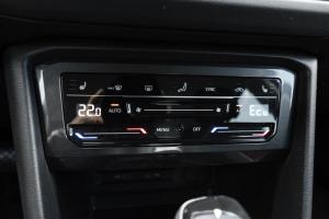 Black Volkswagen Tiguan 2022 in Riga, with an engine capacity of 1.40 L and mileage of 134 thousand km for 24500 €, photo 26 on AUTOMOTO.COM.LV