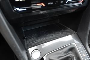 Black Volkswagen Tiguan 2022 in Riga, with an engine capacity of 1.40 L and mileage of 134 thousand km for 24500 €, photo 27 on AUTOMOTO.COM.LV