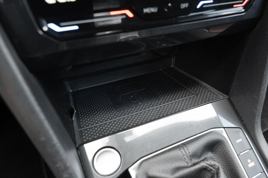 Black Volkswagen Tiguan 2022 in Riga, with an engine capacity of 1.40 L and mileage of 134 thousand km for 24500 €, photo 27 on AUTOMOTO.COM.LV